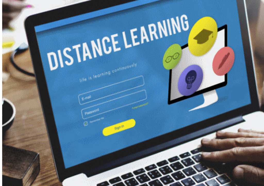 The role of technology in distant learning